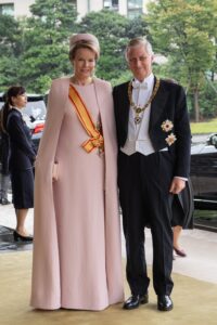 Royals in Cape-Kleidern: Mehr Glamour geht nicht